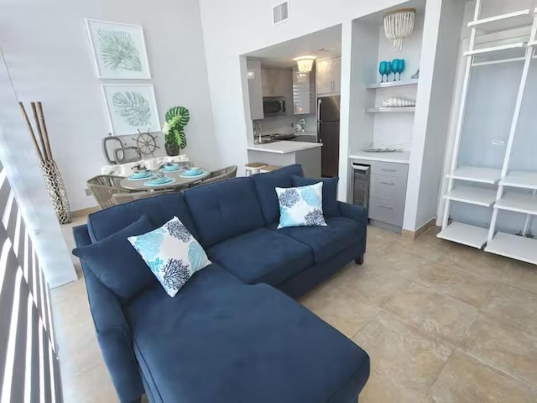 CASTLE BEACH CLUB APARTMENTS MIAMI BEACH